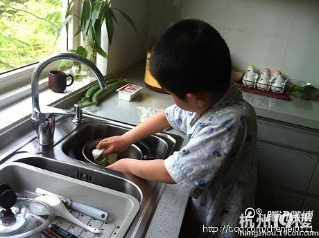 五一节我帮妈妈洗碗 晒作业 小学教育 杭州19楼