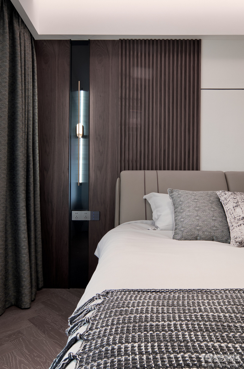 MHOO|沁香公寓150㎡意式轻奢风：如夏热烈，入颜于微-装修大本营-19楼家居