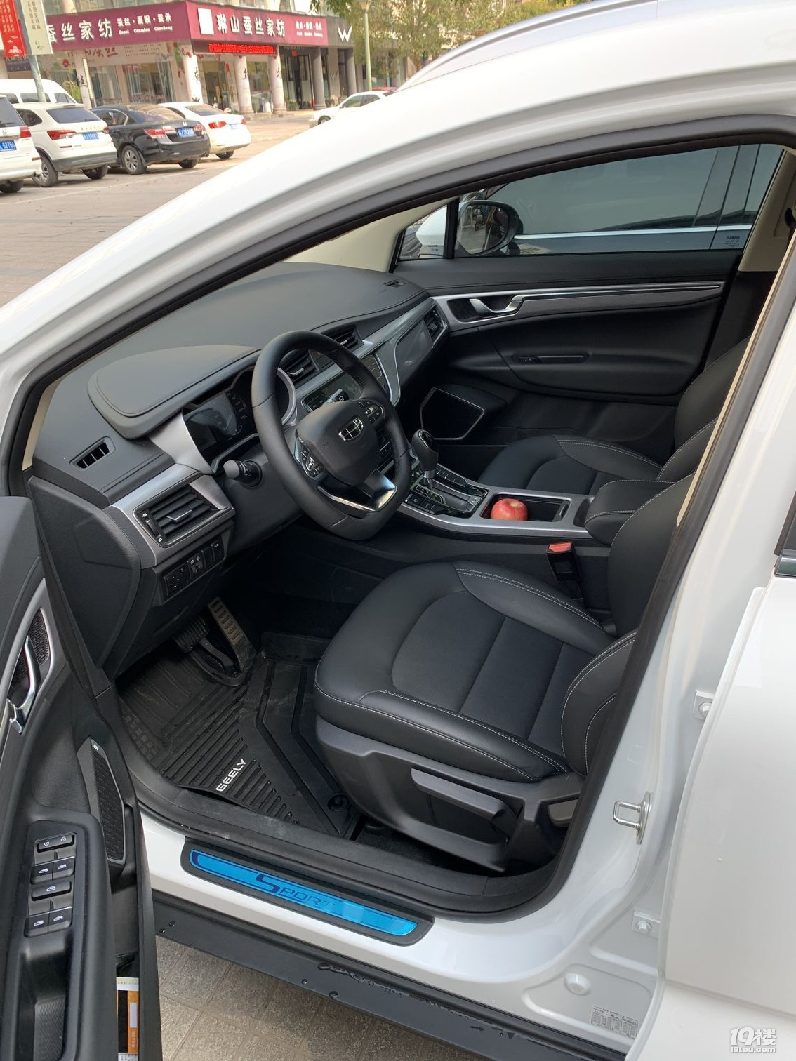 2019款 吉利帝豪GS1.4T动 自动档白色出售 才开了2200公里-台州二手车-台州19楼